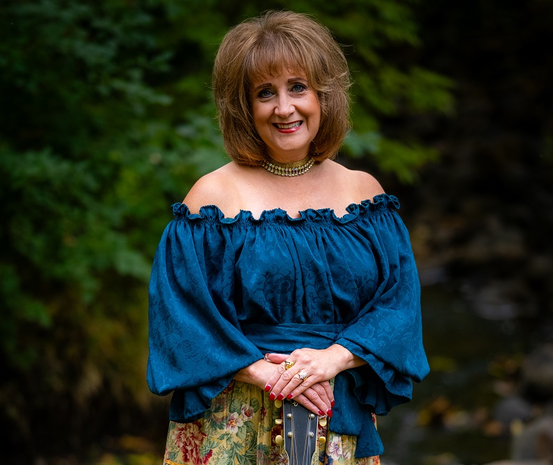 Brooke Moriber Drops Evocative New Single “So Do I” - AirplayAccess